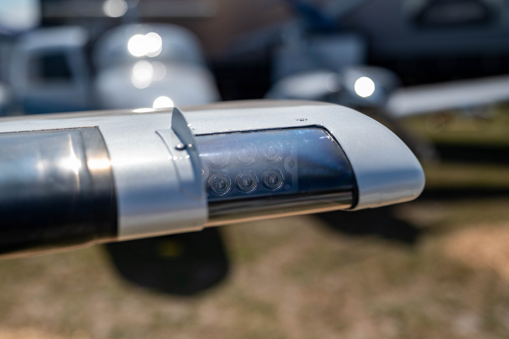 72170 Series LED Recognition Light | Whelen Aerospace Technologies