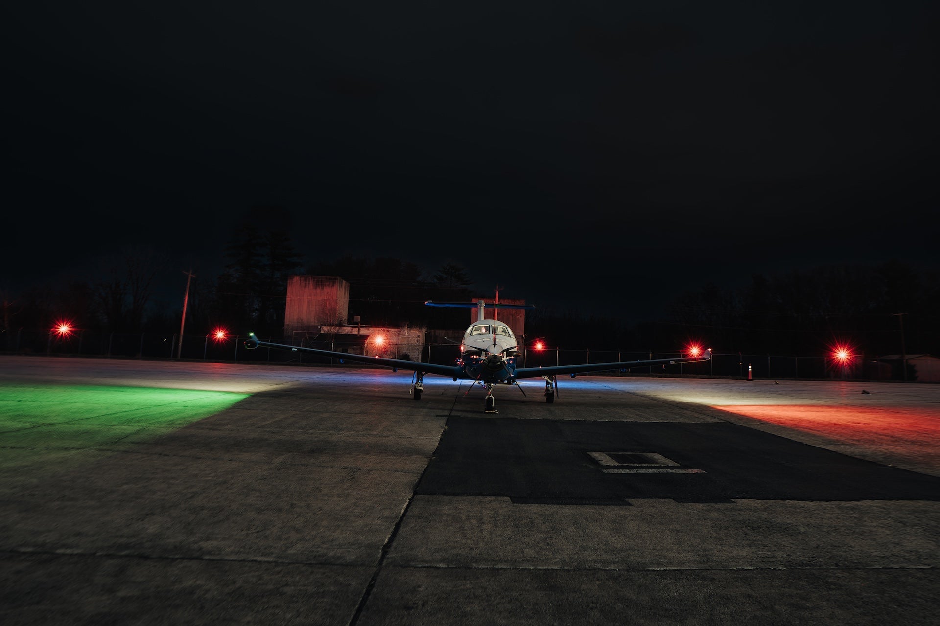 Pilatus PC-12 LED STC Upgrades | Whelen Aerospace Technologies