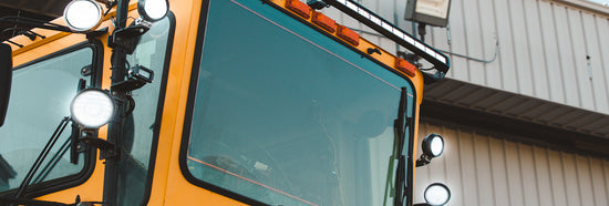 WAT - Airport Vehicle Lighting (AVL) | Whelen Aerospace Technologies